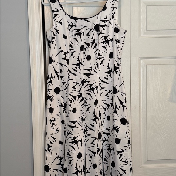 Talbots | Dresses | Talbots Black And White Scoop Neck Midi Dress ...